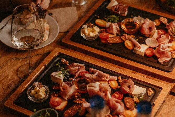 Hungarian Wine Tasting in Budapest Downtown - Winemaker-Led Tasting Session