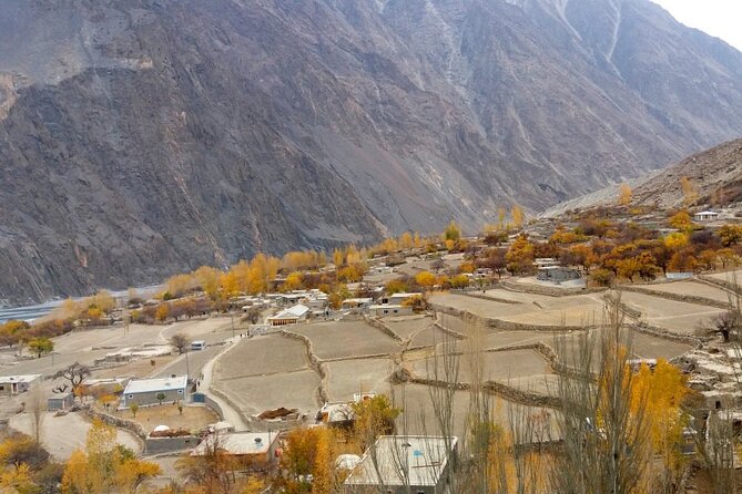 Hunza Autumn Tour - Transportation and Accommodation: Comfort Meets Adventure