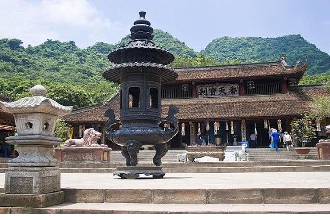 Huong Pagoda 1 Day Daily Tour - The Return and Lunch