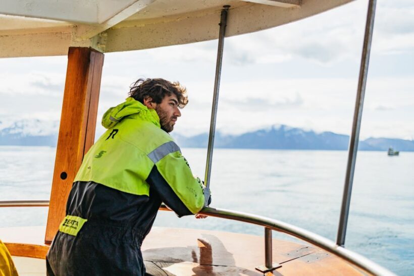 Húsavík: Whale Watching Tour with Guide - The Itinerary in Detail