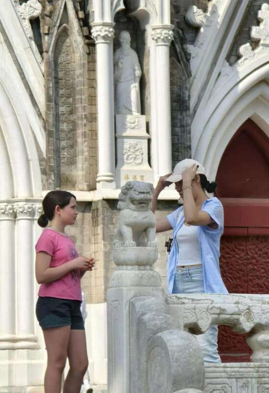 Hutong Walking Tour: Discover Real Beijing without Crowds - Key Points