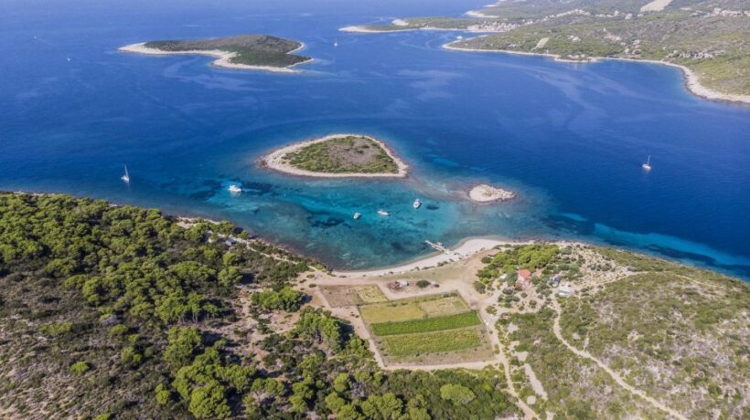 Hvar: Blue Cave, Green Cave & Stiniva Beach Speed Boat Tour - The Sum Up