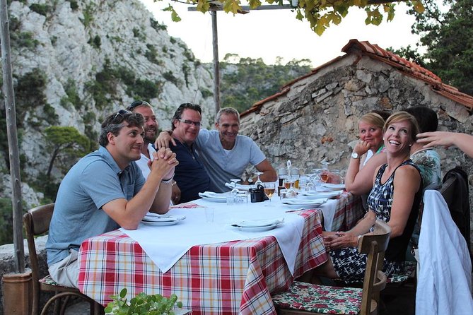 Hvar Charming Abandoned Village Small Group Tour and Local Dinner - Discovering Malo Grablje: A Journey into the Past