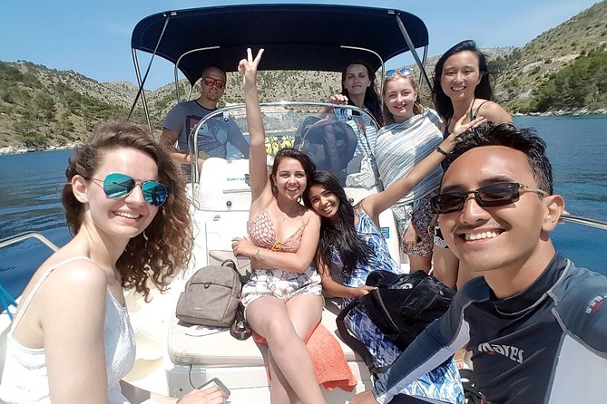 Hvar Pakleni Islands and Secrets of Brac and Solta Private Tour - Witness the Shipwreck of Solta