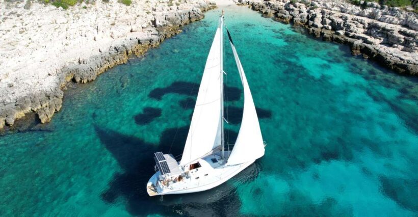 Hvar: Private Sailing Boat Trip with Swimming and Snorkeling - An In-depth Look at the Sailing Experience