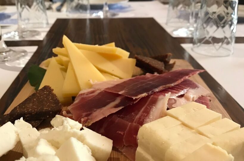 Hvar: Wine Lovers Tour to 3 Wineries with Local Tastings - An In-Depth Look at the Hvar Wine Tour Experience