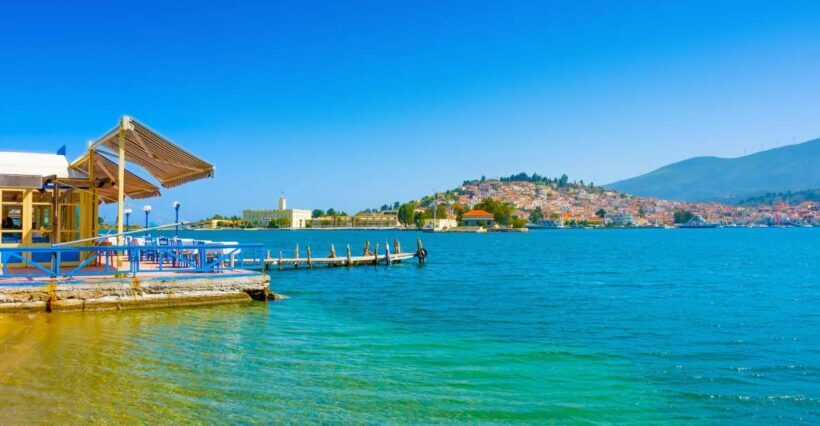 Hydra & Poros: 2 islands private day tour from Athens - Lunch Break