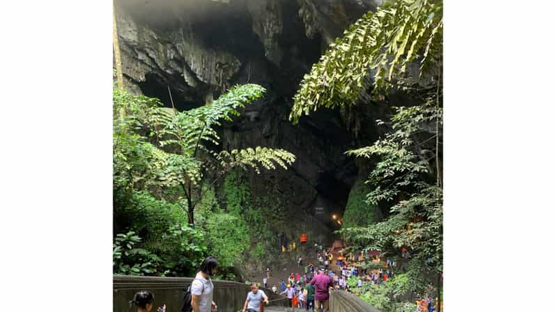 I Day Visit Perfume Pagoda - Food and Comfort