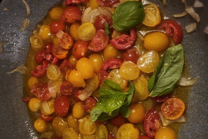 I wil explain you everything about our extravirgin olive oil - Exploring an Authentic Olive Oil and Gourmet Tasting Tour in Brindisi