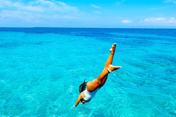 Ibiza Beach Hopping Cruise with Paddleboards, Drinks and Food 6h - FAQ