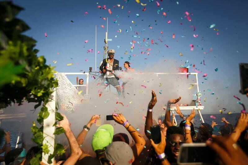 Ibiza Boat party with unlimited drinks, Brunch & pool party - Key Points