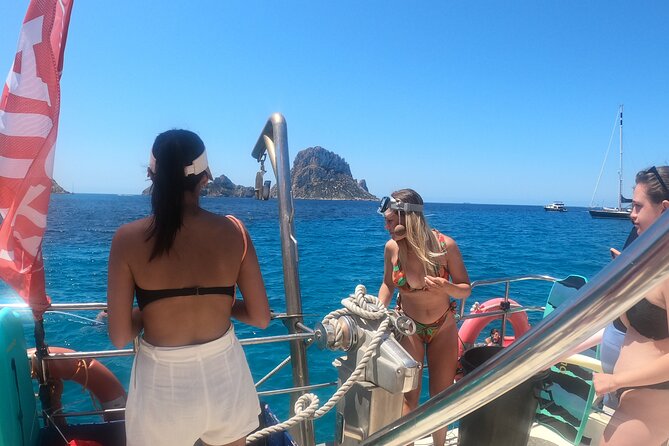Ibiza Catamaran Cruise Es Vedrà Morning or Sunset - What to Expect on the Cruise