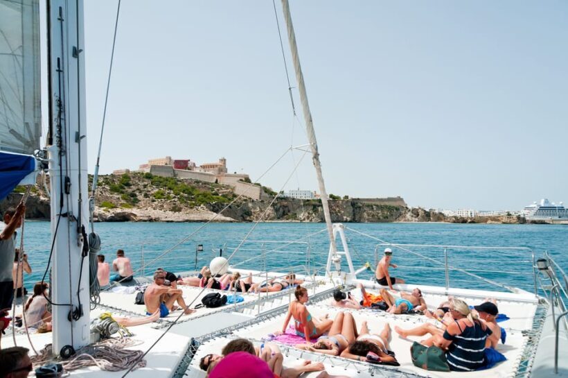 Ibiza: Catamaran Cruise to Formentera with Meal and Drinks - Key Points