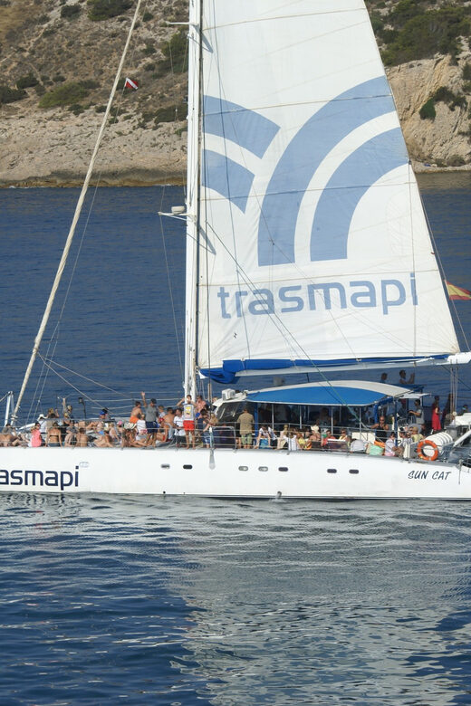 Ibiza: Catamaran Cruise to Formentera with Meal and Drinks - FAQ