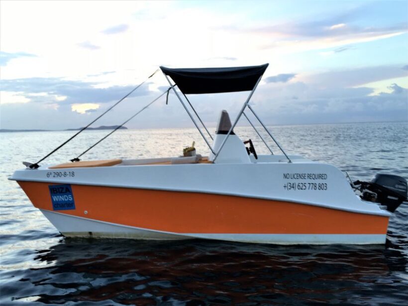 Ibiza: Discover the best coves in a boat driven by yourself - FAQ