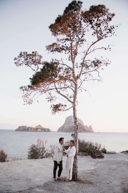 Ibiza: Photoshoot at Es Vedrá panoramic viewpoint & sunset - Authenticity and Real User Experiences