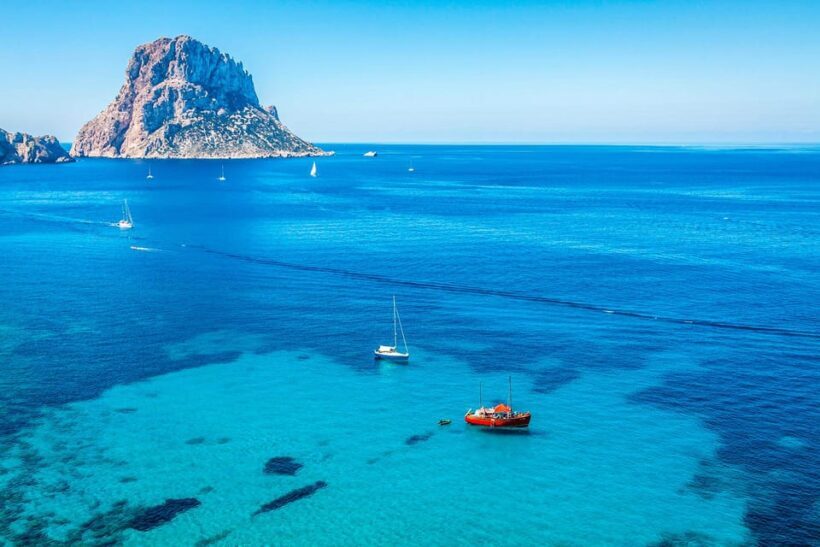 Ibiza: Private SpeedBoat to Es Vedra & Atlantis + Snorkel - Who Will Enjoy This Tour?