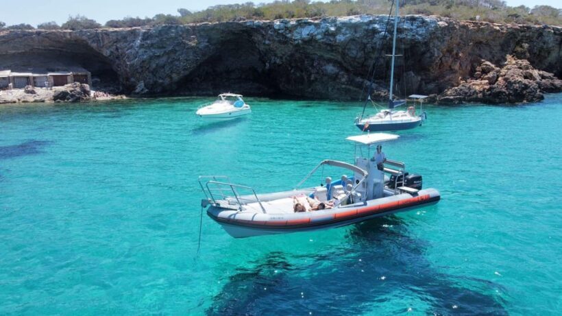 Ibiza: Private SpeedBoat to Es Vedra & Atlantis + Snorkel - The Sum Up