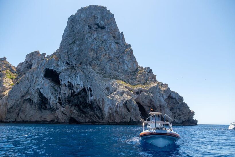 Ibiza: SpeedBoat trip to Atlantis & Es Vedra Snorkel+Paddle - Who Will Love This Tour?