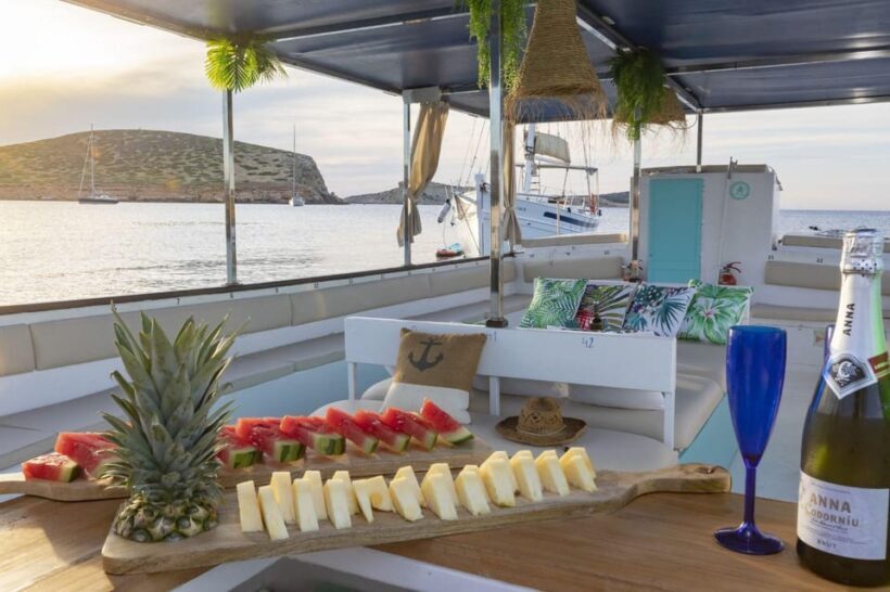 Ibiza: Sunset Boat Tour with Water Sports, Open Bar & Tapas - Who is This Tour Best For?