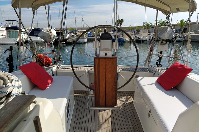 Ibiza Sunset Boat Trip With Appetizers and Champagne, 6 Guests - Accessibility