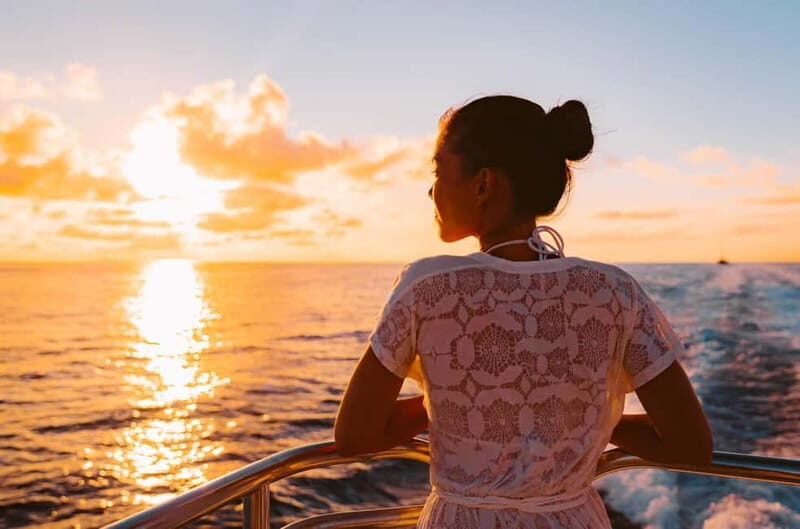 Ibiza: Sunset Private Sailboat with Tapas & Premim Open Bar - The Historic Charm of the 1930s Sailboat