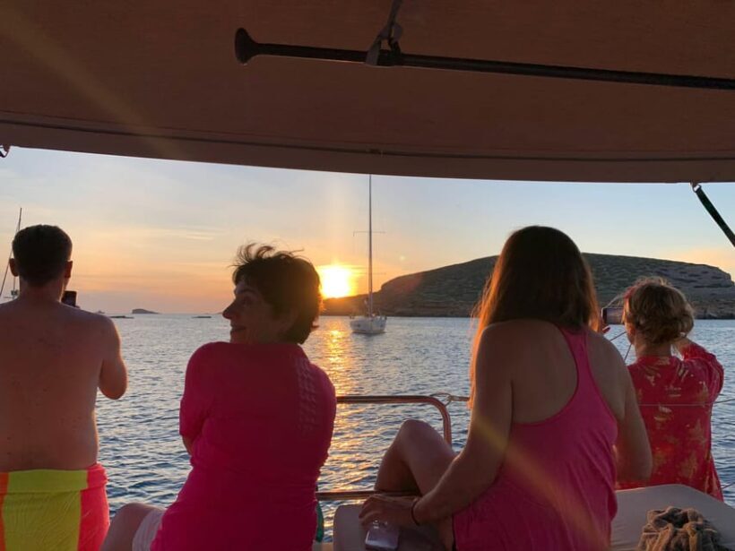 Ibiza: Sunset Sailing Tour with Wine - Exploring Ibiza’s Sunset Sailing Tour with Wine