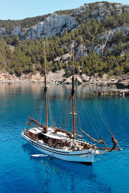 Ibiza Wooden Sail Boat Trip to Formentera - Describing the Experience in Detail