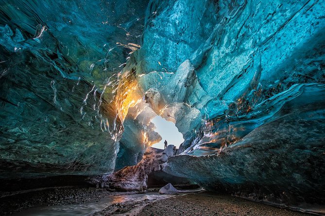 Ice Cave Tour in the National Park of Vatnajökull - Preparing for the Adventure