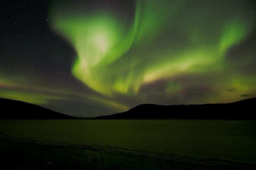 Iceland: Private Northern Lights Tour with Champagne - Practical Tips for Booking and Preparing
