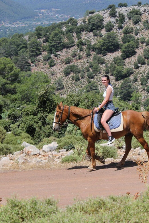 Icmeler Horse Riding Through The Rivers and Forest - The Group Experience and Atmosphere