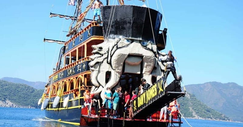 Icmeler Pirate Boat Trip, Lunch, Unlimited Drinks Foam Party - Key Points