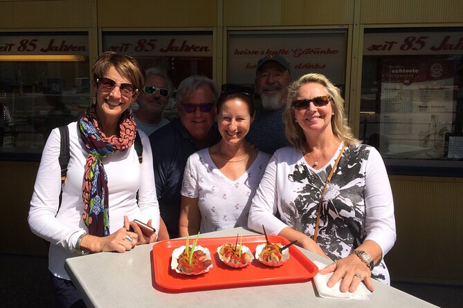 Iconic Berlin Street Food Tour - 2,0 hrs - Starting Point: Hackesche Höfe – The Artistic Heart of Berlin’s Old Town