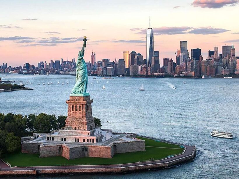 Iconic NYC: 9/11, Wall St, Liberty - A Closer Look at the Itinerary