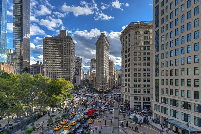 Iconic NYC Photo Ride: 10 Best Backdrops in 3 Hours - Transportation & Vehicle Options