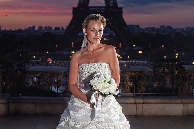 Iconic Portraits in an Exclusive Photoshoot at the Eiffel Tower - FAQ
