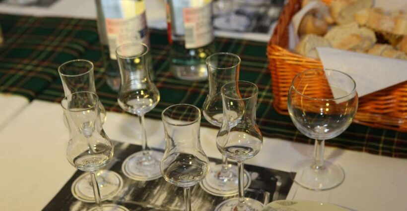 Idstein: Scottish Whiskey Tasting Experience with Appetizers - An In-Depth Look at the Whiskey Tasting in Idstein