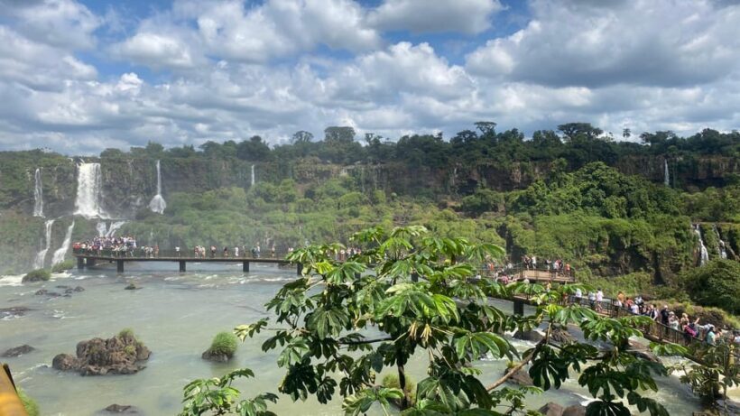 Iguazu Falls Guided:Tour Explore Brazil & Argentina in 1 Day - Flexibility and Additional Options