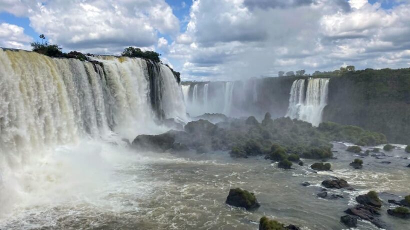 Iguazu Falls Guided:Tour Explore Brazil & Argentina in 1 Day - FAQ