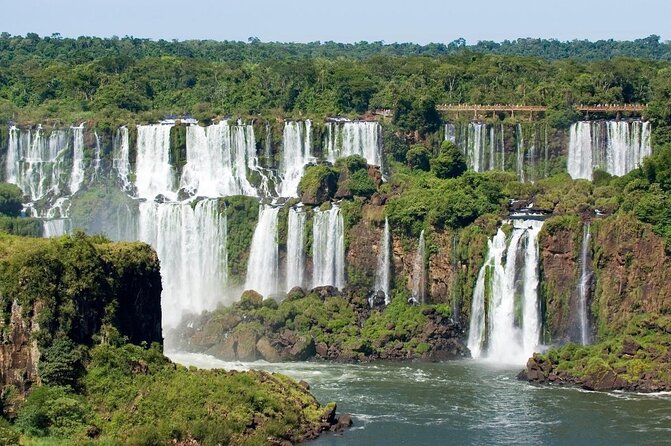 Iguazu Falls: Visit to Argentinian and Brazilian Side in Two Days - Challenges and Recommendations