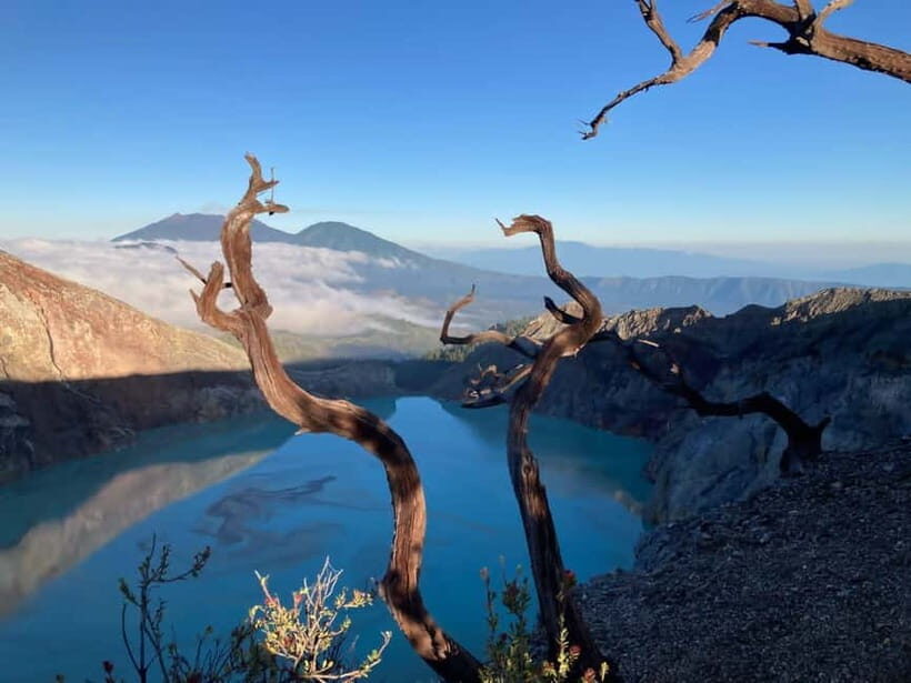 Ijen Blue Fire Open Trip from Bali or Java - Witnessing the Blue Fire and the Turquoise Lake