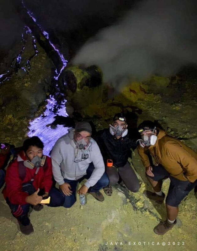 Ijen Crater : Blue Flame, Sunrise, and Sulfur Miners Trek - The Experience Provider: AMAZiNG IJEN