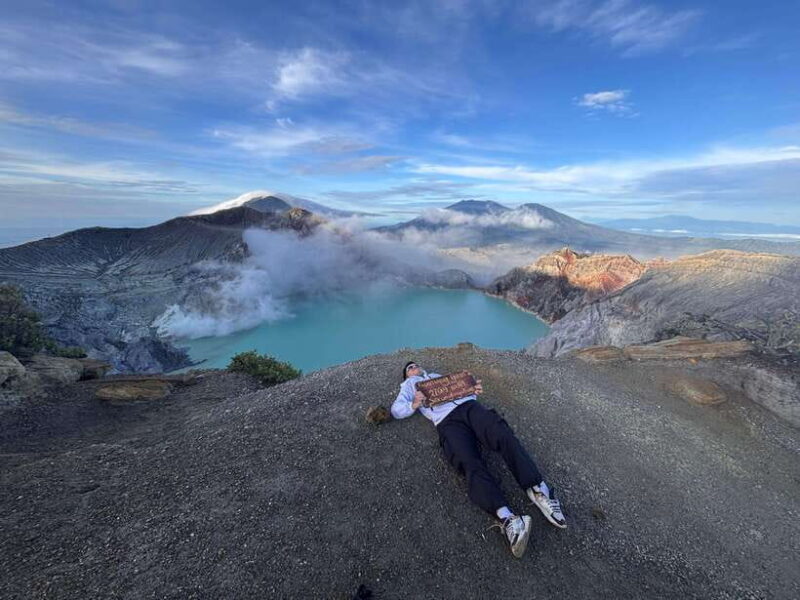 Ijen Crater: Midnight Adventure - Key Points