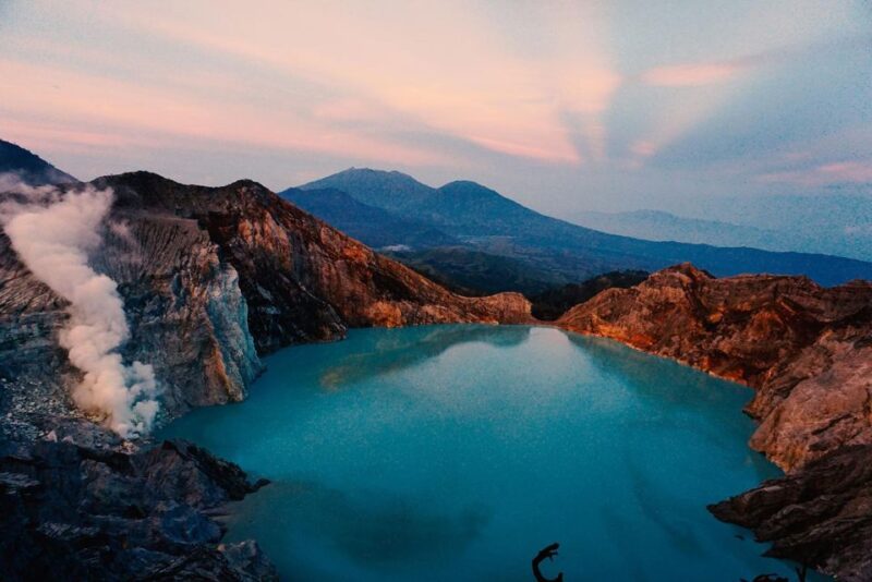 Ijen Crater Trekking Tour from Bali or Banyuwangi - The Sum Up