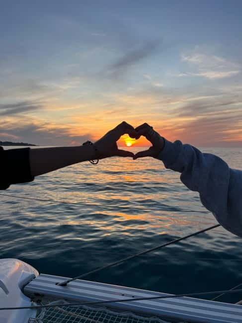 Ile-Rousse, Corsica: Gourmet catamaran excursion at sunset - Key Points