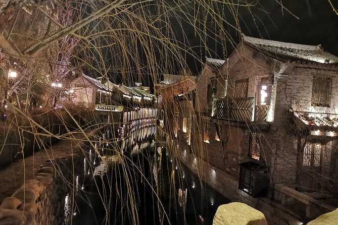 Illuminated Great Wall Tour to Simatai Section and Gubei Water Town with Dinner - FAQ