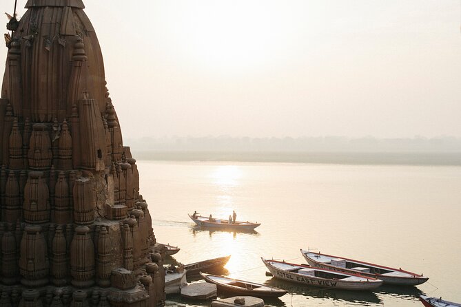 Enjoy Varanasi's essence. 2 Days Tour - Authenticity and Accessibility