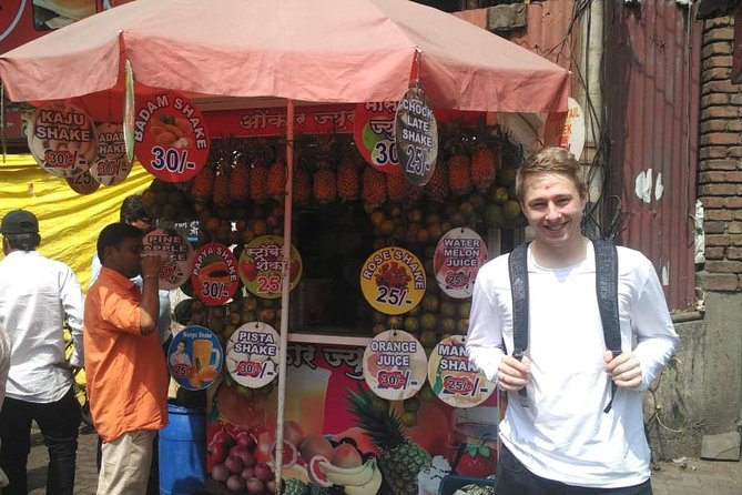 Immersive culture tour of Pune by private car with guide and local lunch - Practical Details: What to Expect