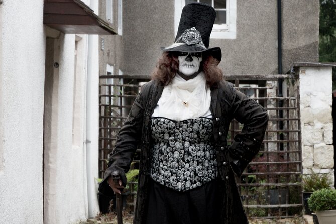 In and Out the Dusty Closes - FAQ