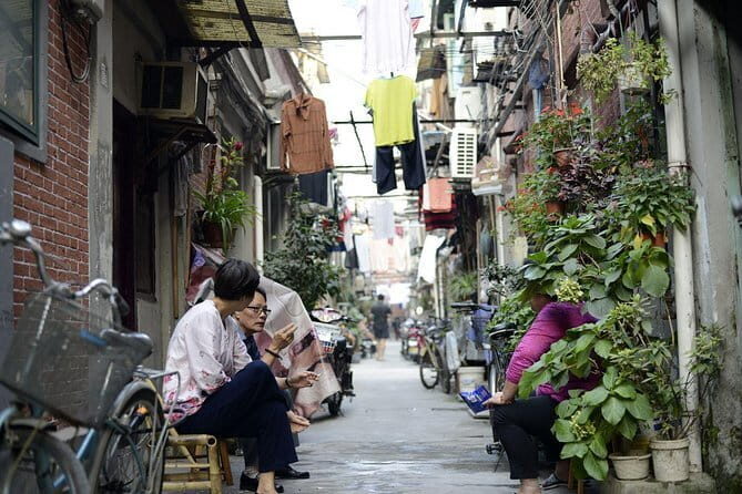 In-Depth Private Shanghai Old and New Walking Tour - An In-Depth Look at the Tour Itself
